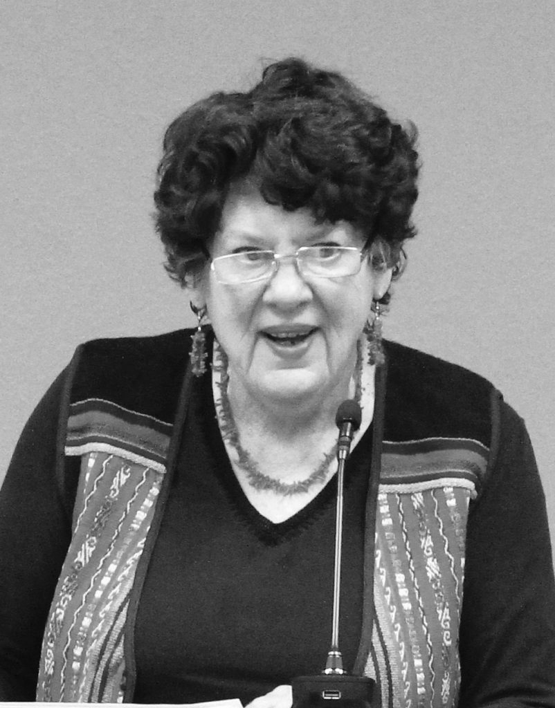 Artist shows soul with poetry – FOGHORN NEWS