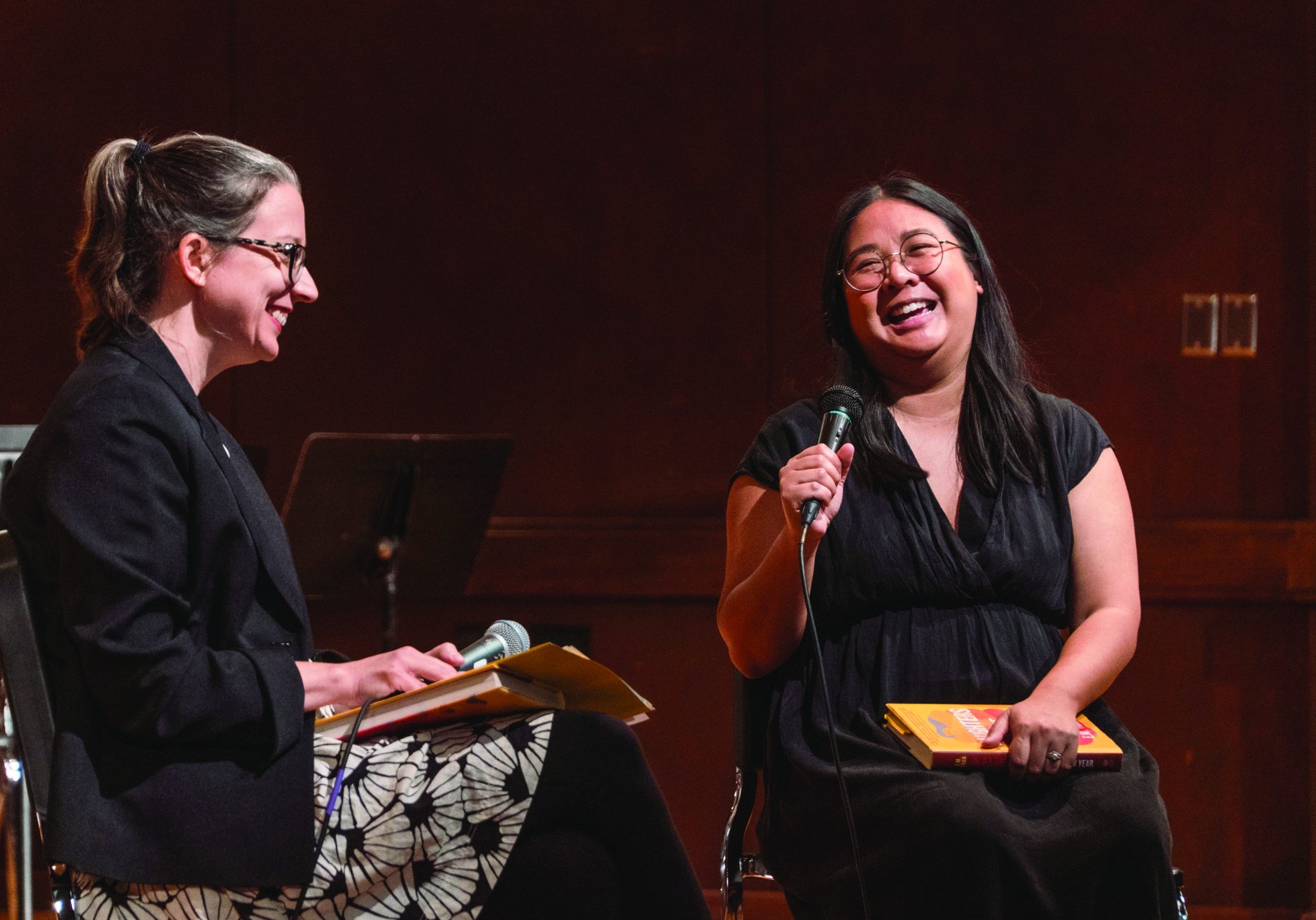 Author discusses her first novel – FOGHORN NEWS